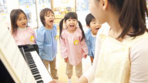 Songs, Rhymes, and Fingerplays in English and Spanish | ZERO TO THREE