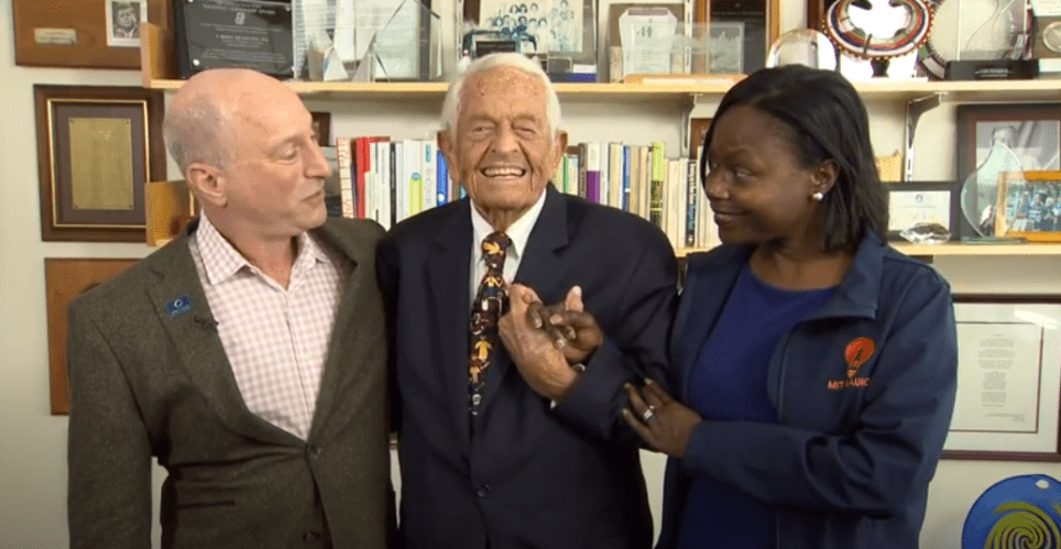 T. Berry Brazelton Receives the ZERO TO THREE Lifetime Achievement ...